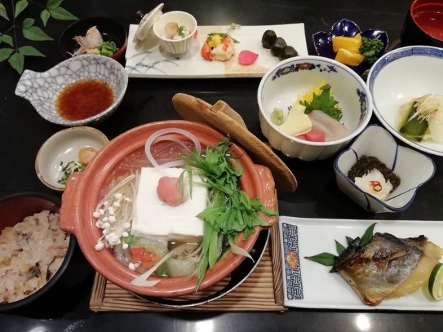 Autumn Delights in Kyoto! Explore 5 Restaurants for Boiled Tofu and ...