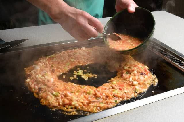 All About the Tokyo Specialty Food, Monjayaki Discover Oishii Japan ...